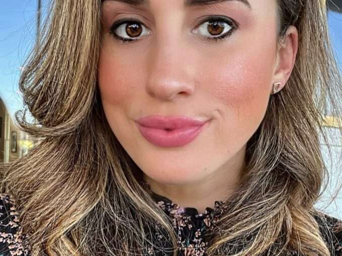 Ashley Garrett Fox Carolina News, Bio, Age, Husband, Net Worth