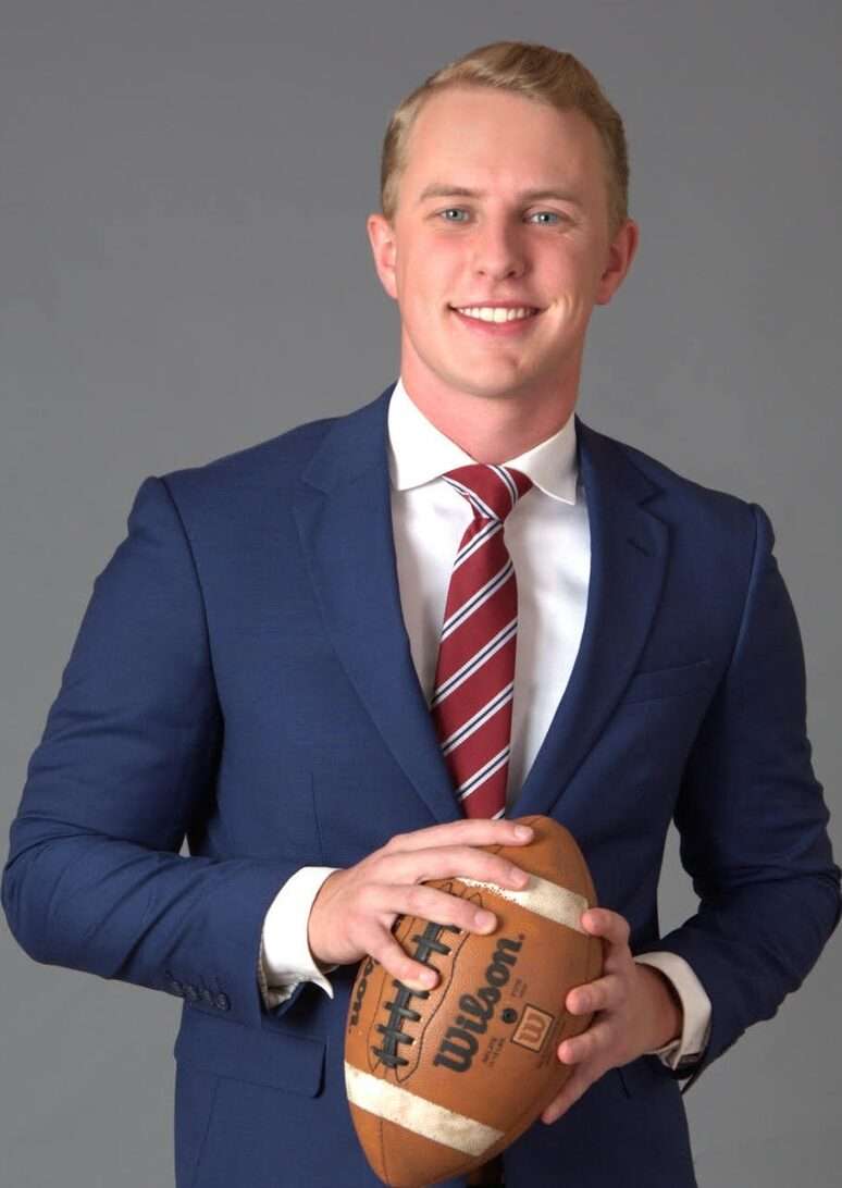 Jaron May Biography: Age, Family, Career at WBBH-WZVN